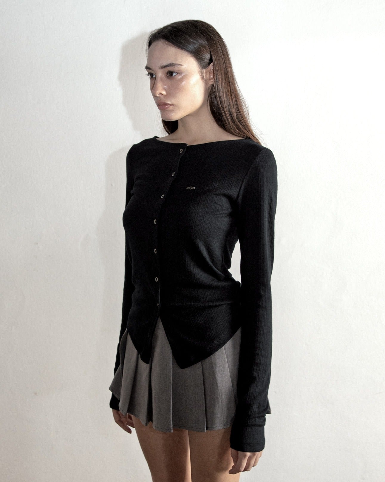 [MAGOREN SEOUL] Metal Triclipse Open Boat Neck Long Sleeve Black ...